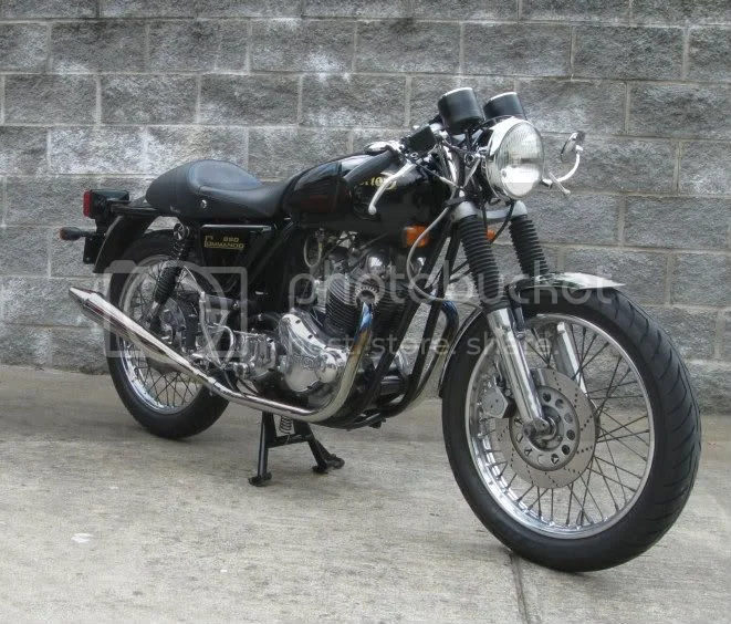 Manx front mudguard (fender) on commando? | Access Norton