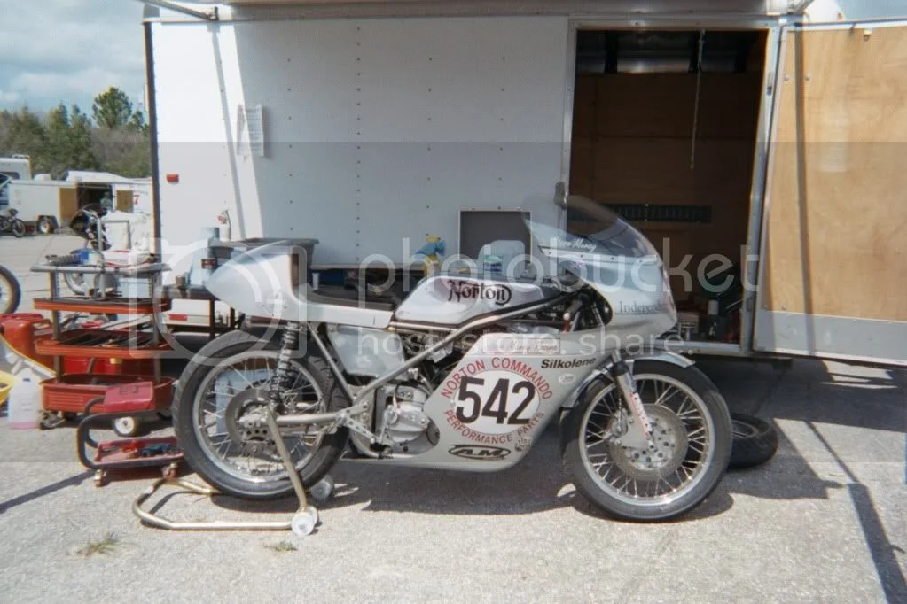 Steve Maney Racing in the US | Access Norton