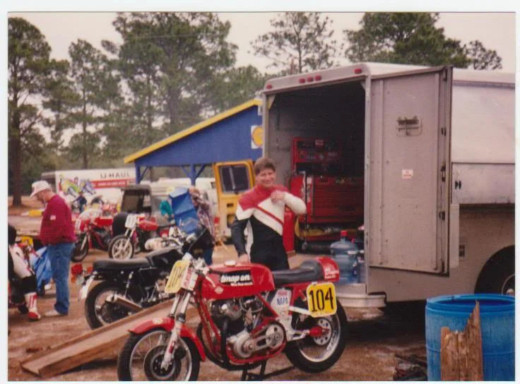 Jim Comstock's race bike, pictures! | Access Norton