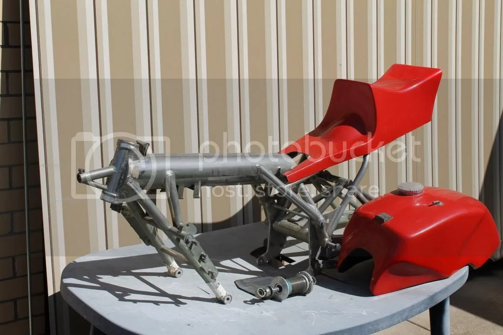 Featherbed frame design went against all engineering princip | Access ...