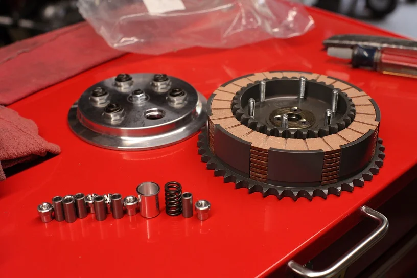 NEB wet clutch for P11 | Access Norton