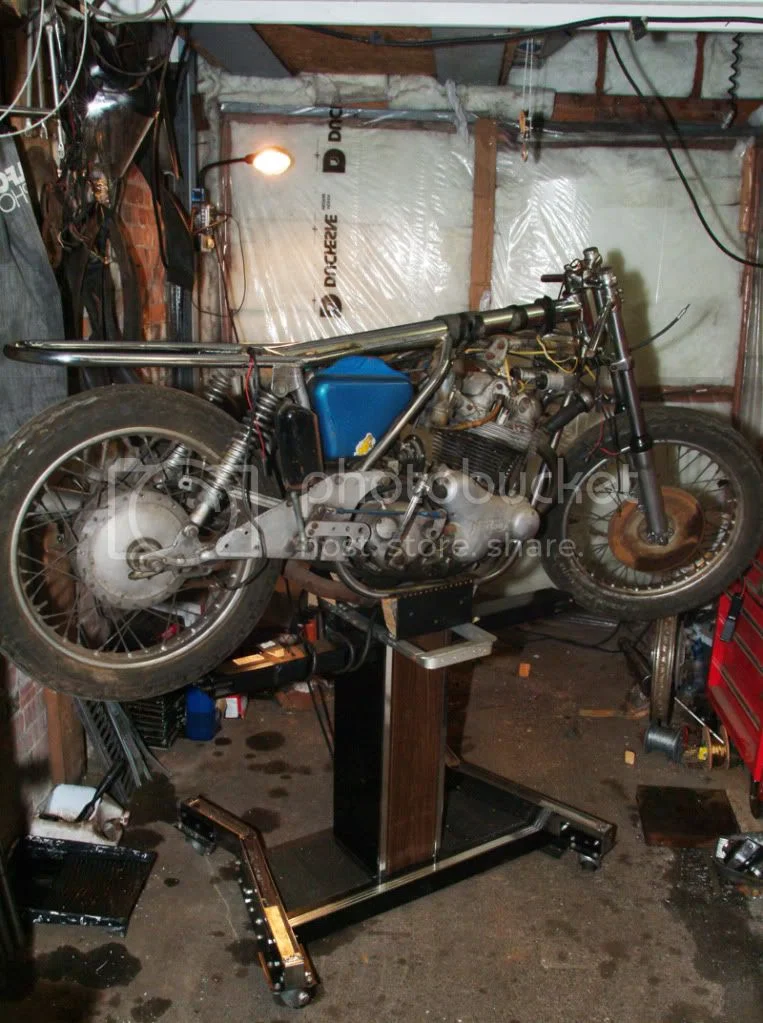 Motorcycle working platform / lift / stand. | Access Norton