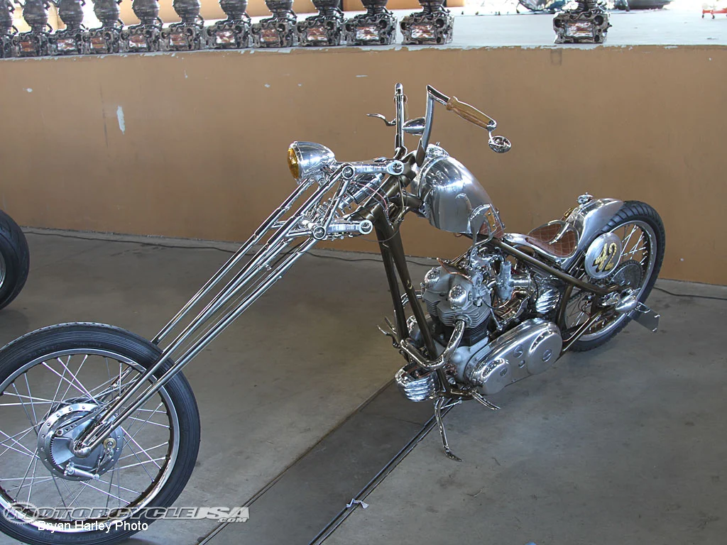 73 850 Cafe Racer - Ride Position Options | Access Norton